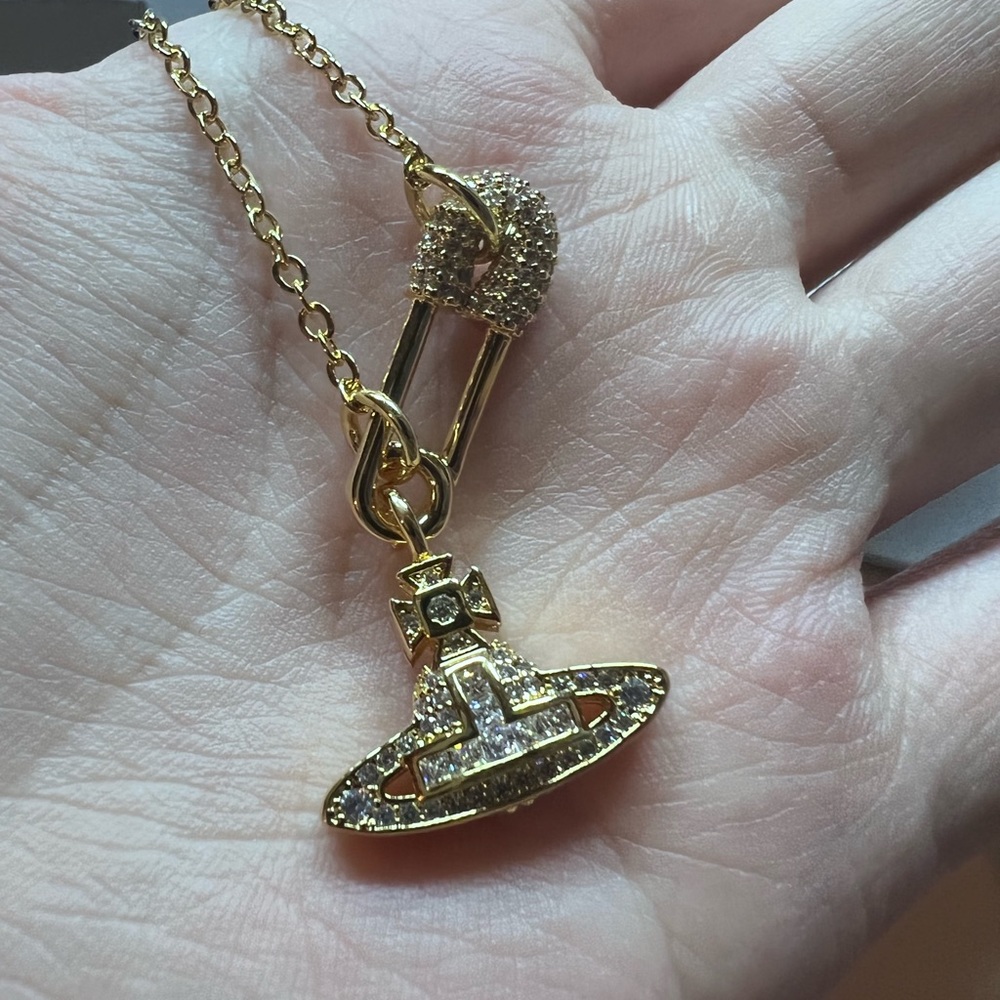 Vivienne Westwood Lucrece Pendant Necklace Gold - Gem